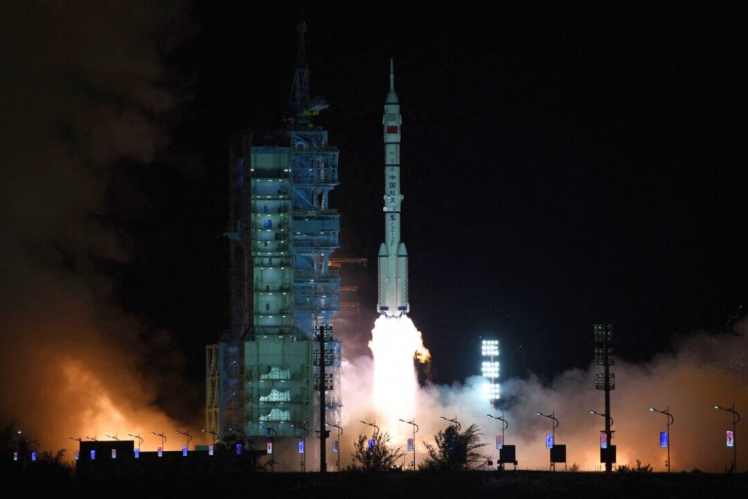 China, Russia Could Launch ‘Space Pearl Harbor’ on Aging US Satellites ...