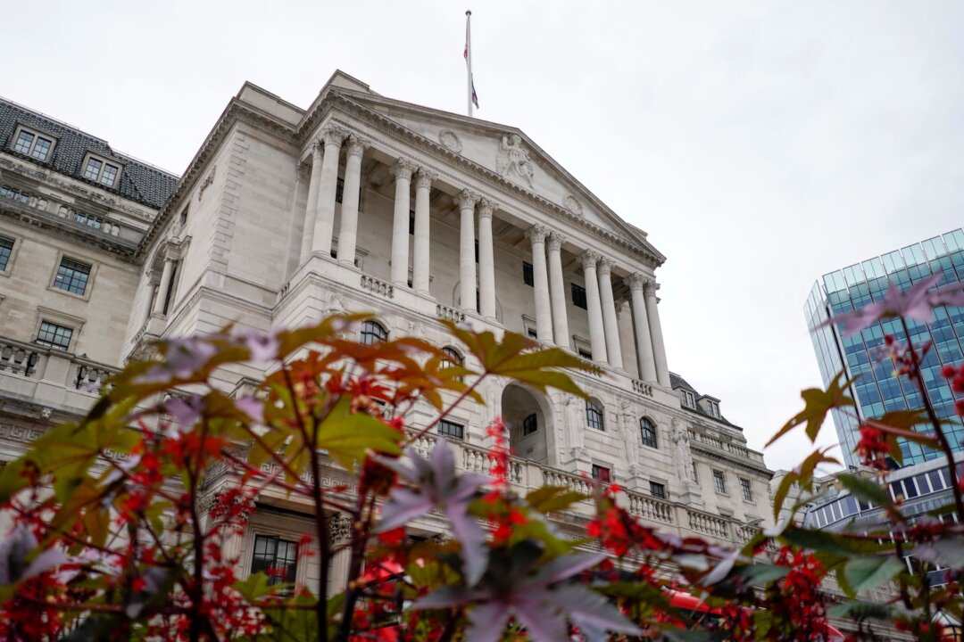 A Banking Crisis Looms | The Epoch Times