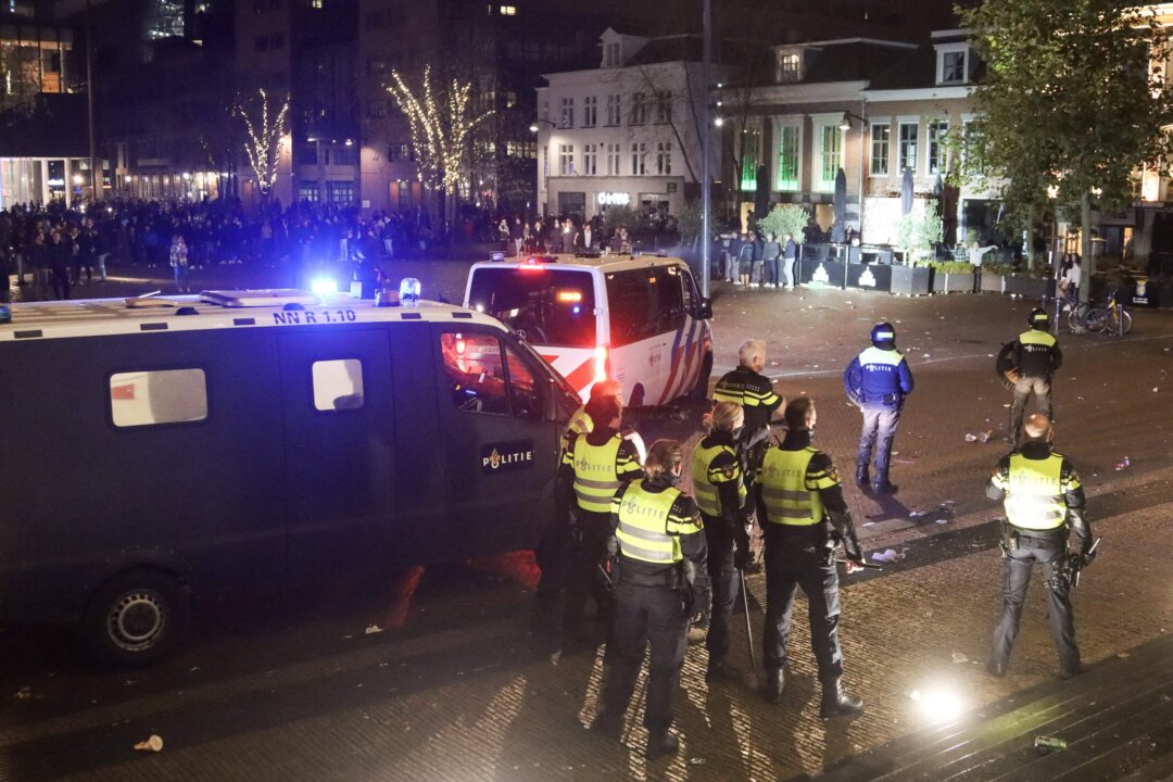 Protest Erupts in Dutch City on First Night of New Lockdown | The Epoch ...
