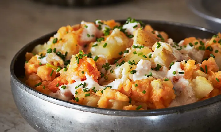 These 2-Toned Mashed Potatoes Are the Perfect Fall Side Dish