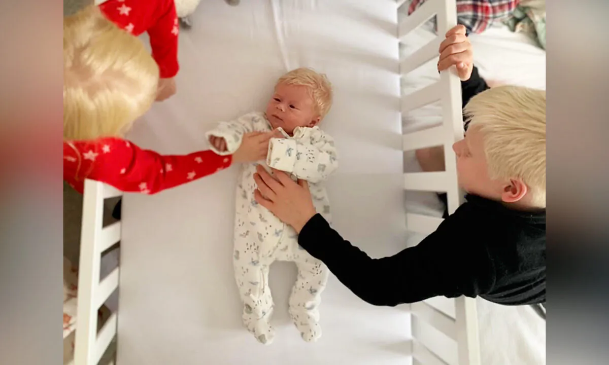 Baby Born With a Mop of Pure White ‘Snow-Like’ Hair ﻿Follows in ...