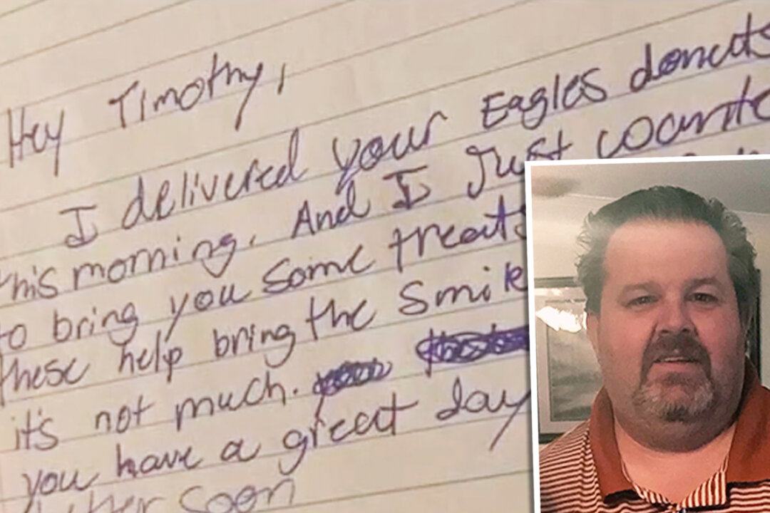 Uber Eats Driver Brings Disabled Customer to Tears With a Kind Note and ...