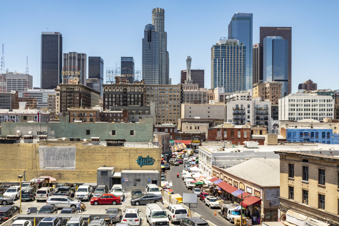 LA City Explores Amending Short-Term Rental Law to Protect Against Crime | The Epoch Times