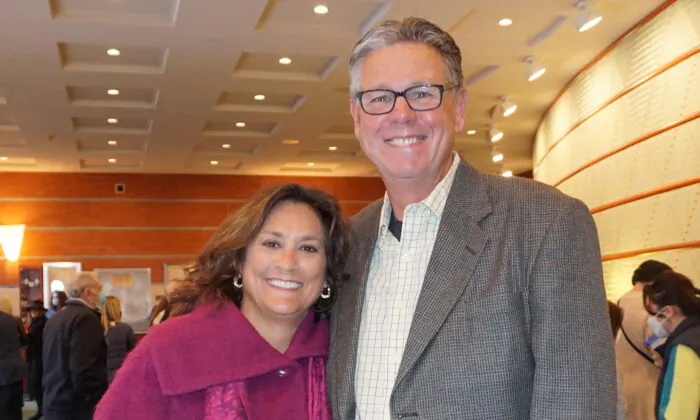 Cincinnati Connects With Chinese Culture Through Shen Yun