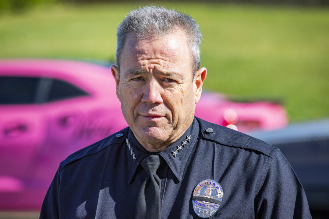 LAPD Chief Michel Moore Appointed to 2nd Term | The Epoch Times