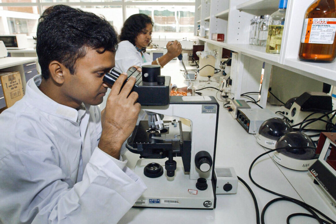 Moderna, AstraZeneca Partnering To Develop an ’mRNA Therapeutic’ For ...