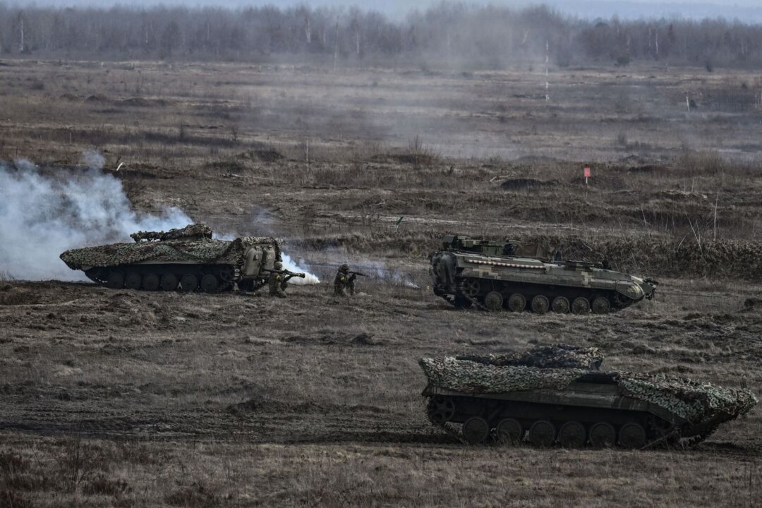 Beijing Positions Itself Between Moscow and Washington in Ukraine | The ...