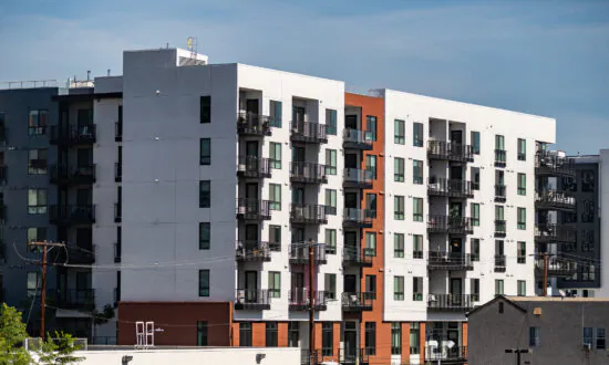 COVID-19 eviction moratorium | The Epoch Times