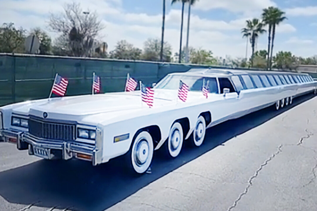 Man Builds 100-Foot Limo With Swimming Pool, Helipad, Sets Guinness ...