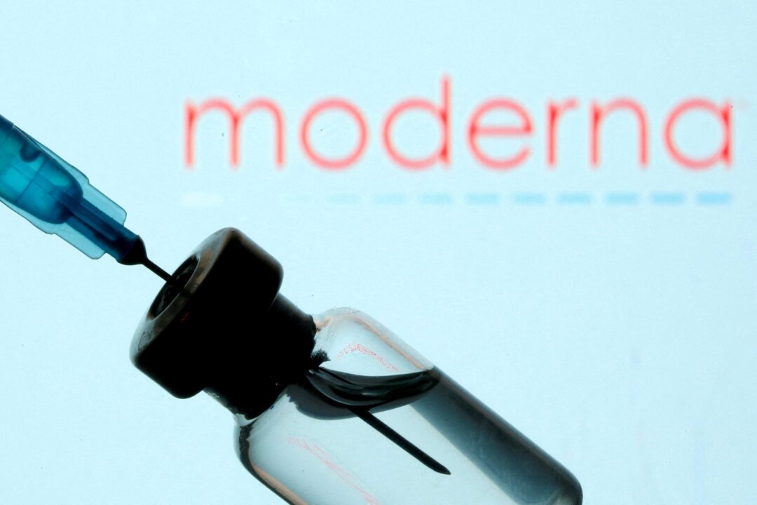 Moderna Seeks Health Canada Approval for COVID-19 Vaccine for Kids ...