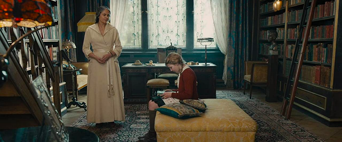 Popcorn and Inspiration: ‘The Book Thief’: Canadian Actress Sophie ...