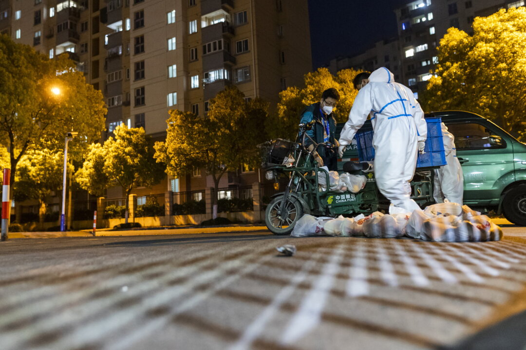 Shanghai in Lockdown, Residents Suffer Food Shortages and Soaring ...