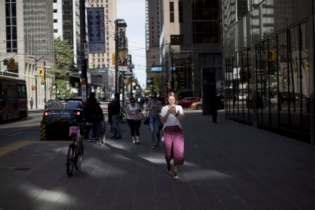 ‘Distracted Walking’: Pedestrians Who Text Greatly Increase Their Risk ...