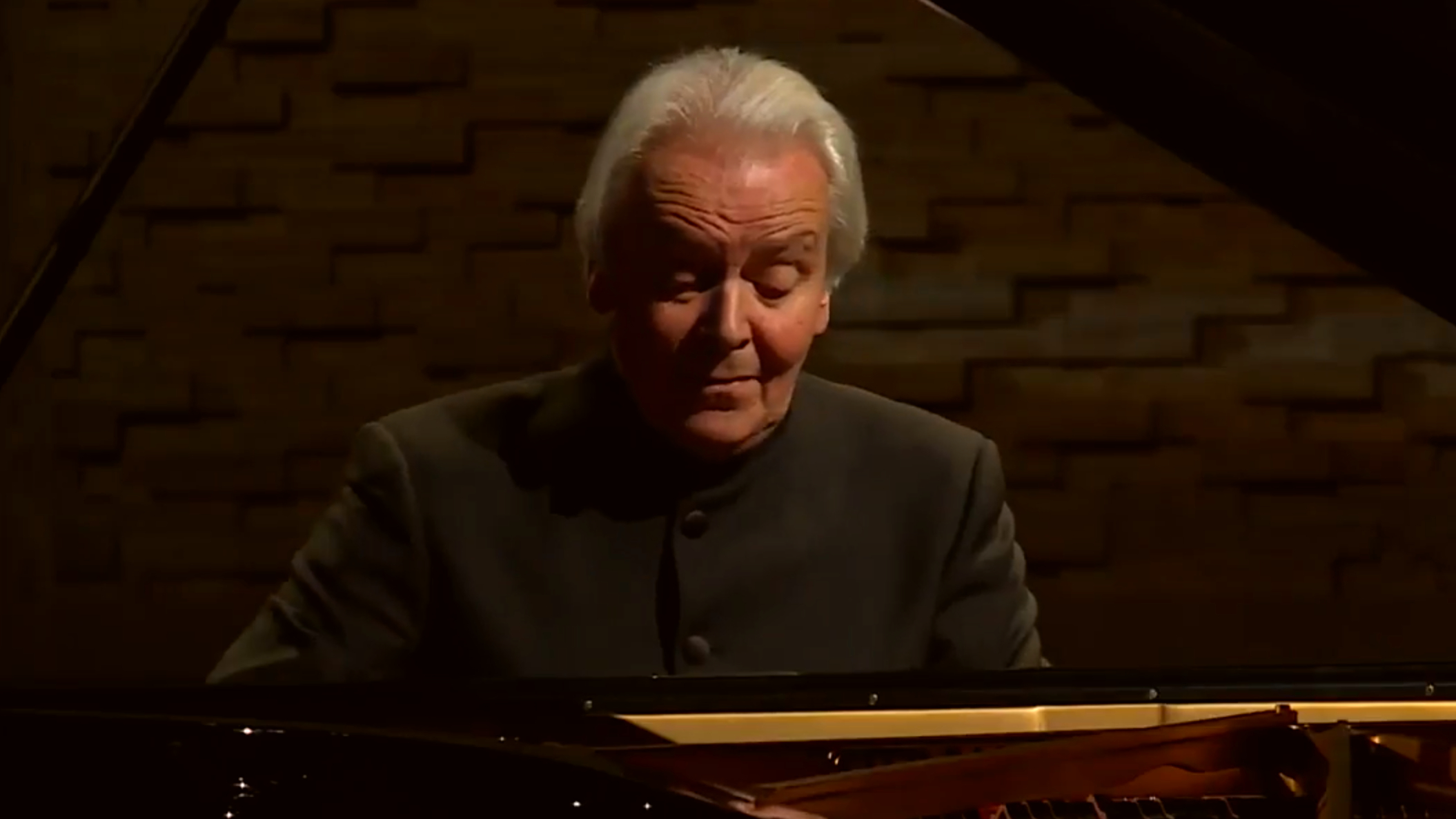 Christian Blackshaw Performs Mozart and Schubert | EpochTV