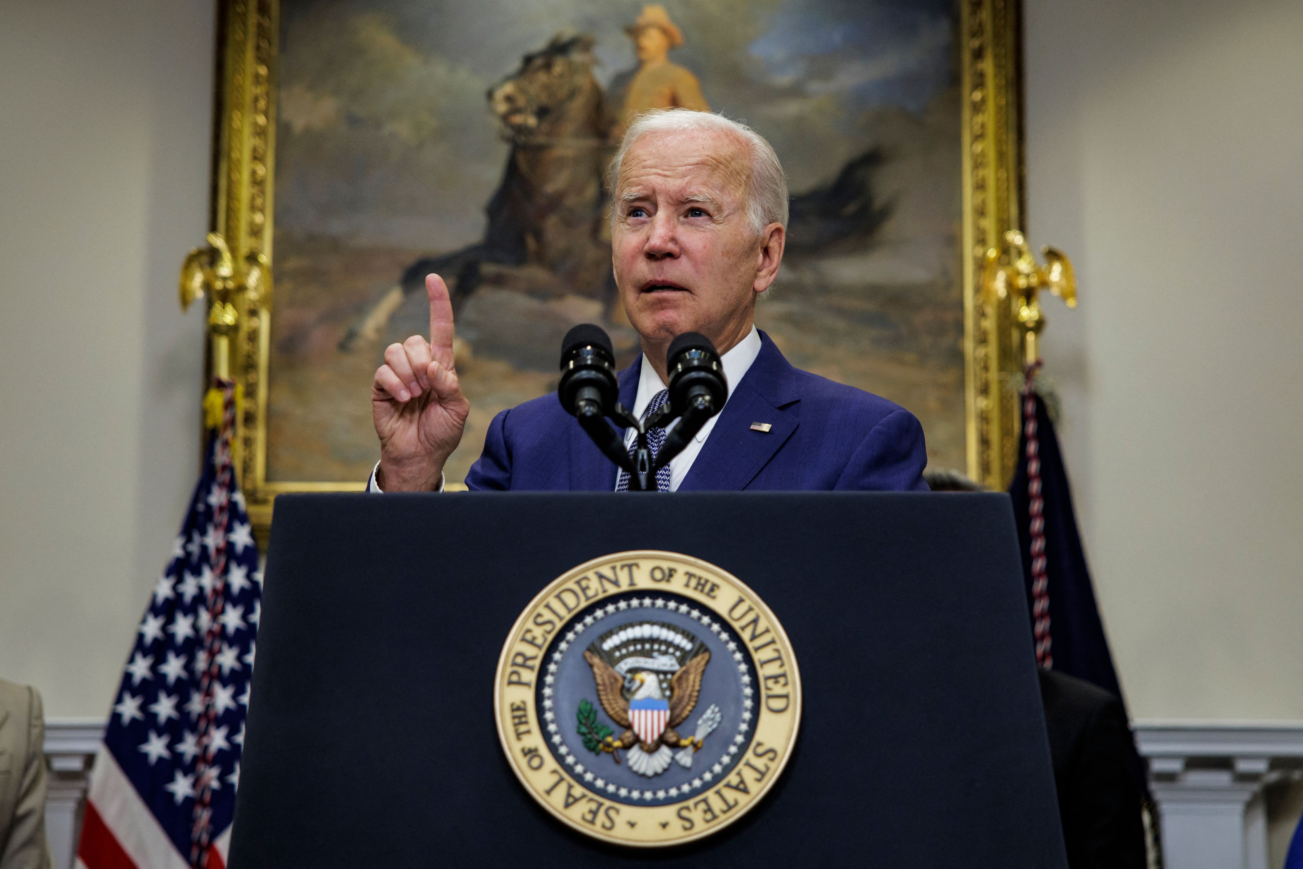 Biden Considers Health Emergency for Abortion; World Leaders Pay ...