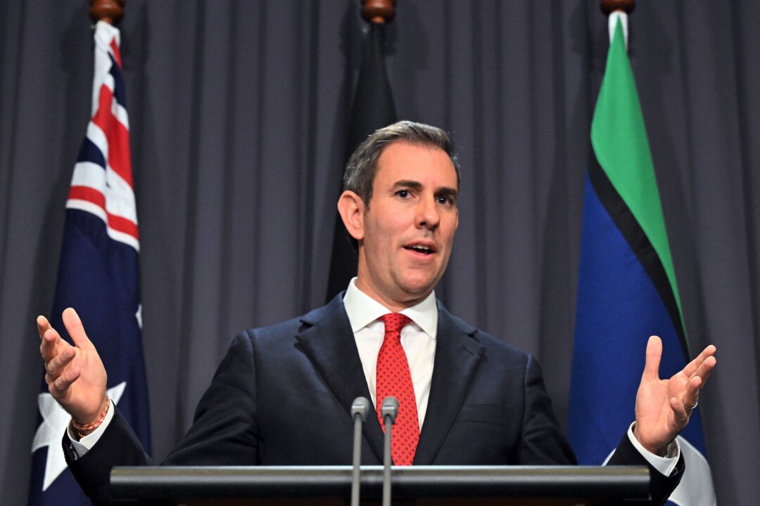 Australian Treasurer Says No to GST Increase | The Epoch Times