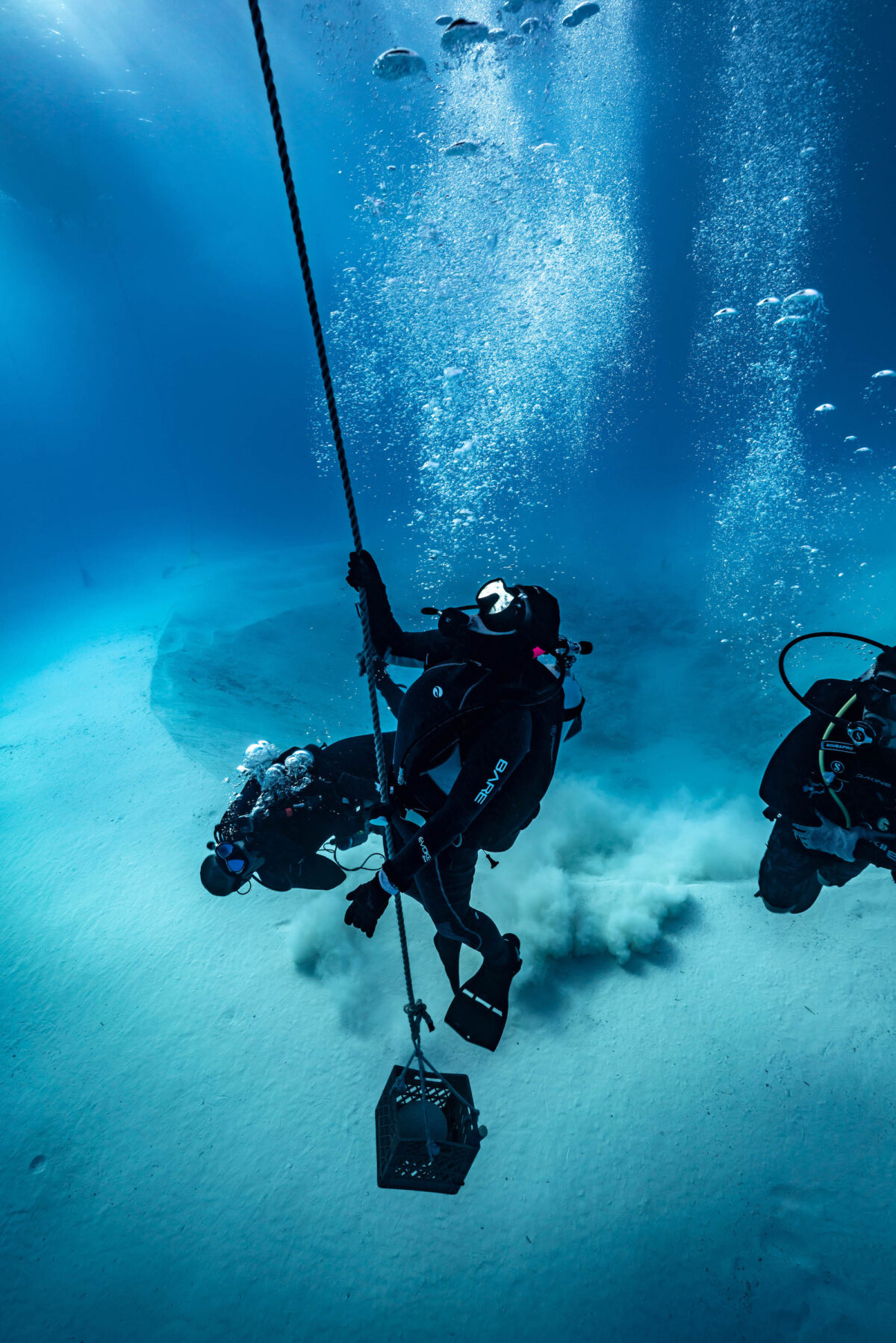 Jaw-Dropping Sunken Treasure From 17th-Century Spanish Shipwreck ...