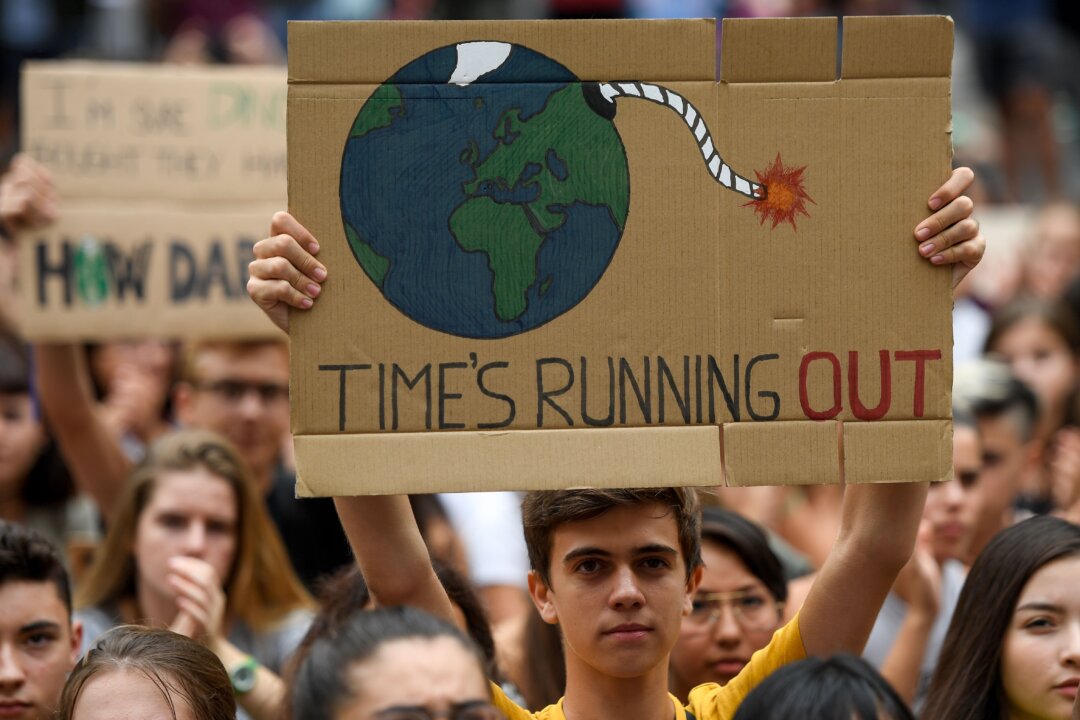 Why Is the Left Always So Deathly Afraid? | The Epoch Times