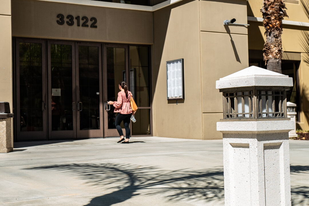 Jeanette Contreras Runs for Capistrano Unified Area 7 | The Epoch Times