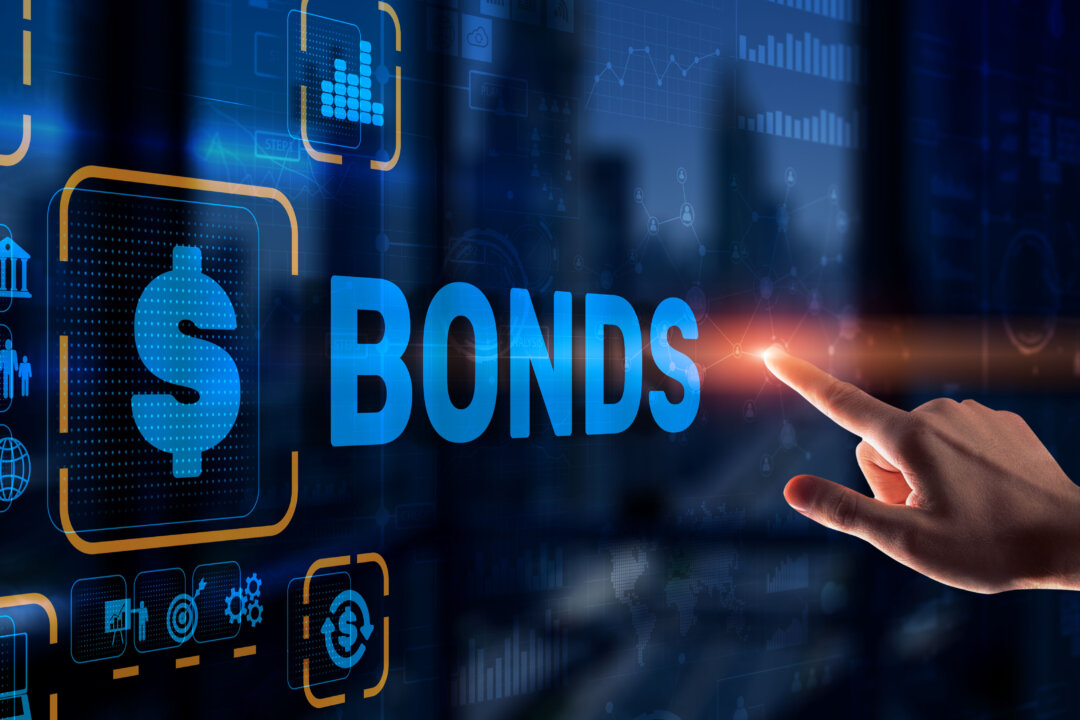 US Treasury Yields Surge—What It Means for the Bond Market | The Epoch ...