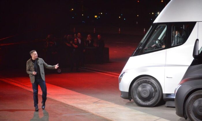 Elon Musk Says Tesla Semi Truck Finally In Production Reveals Whos