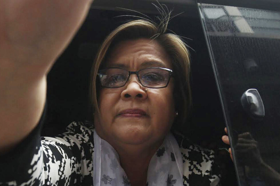 Philippine Court Acquits Critic of Duterte’s Drug War After 6 Years in Jail | The Epoch Times