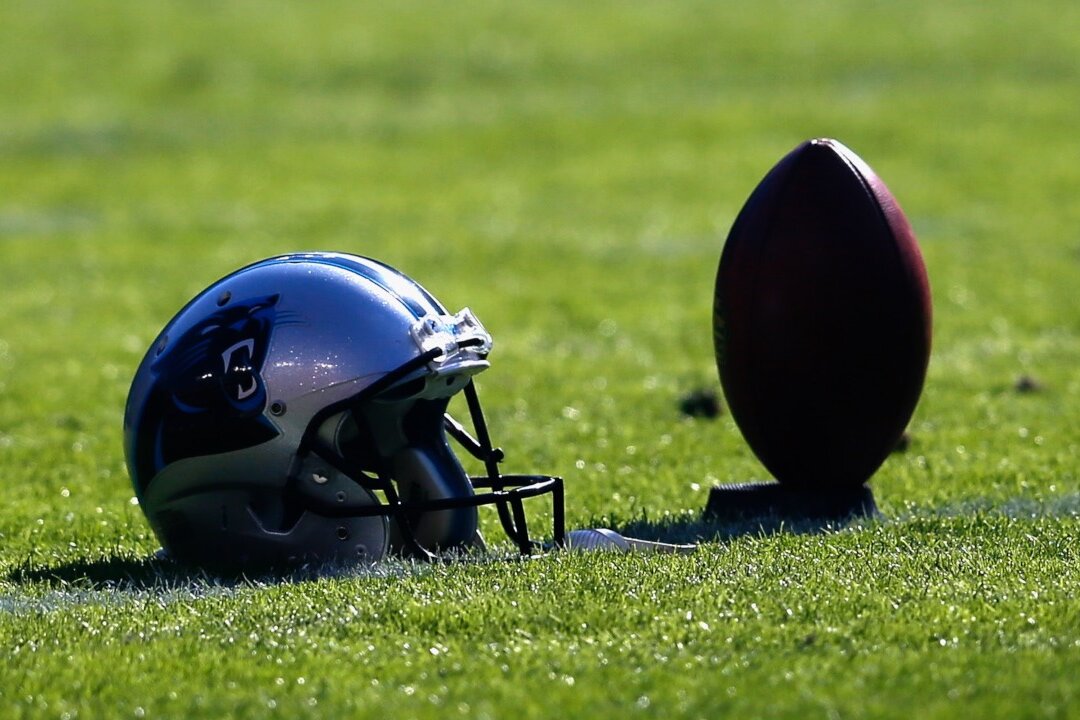 Mississippi State Football Player Suddenly Dies at Age 18, University ...
