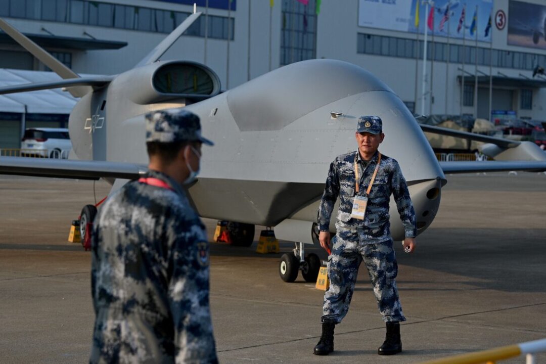 China Drone Swarms and US Lasers: The Coming Revolutions in Warfare ...