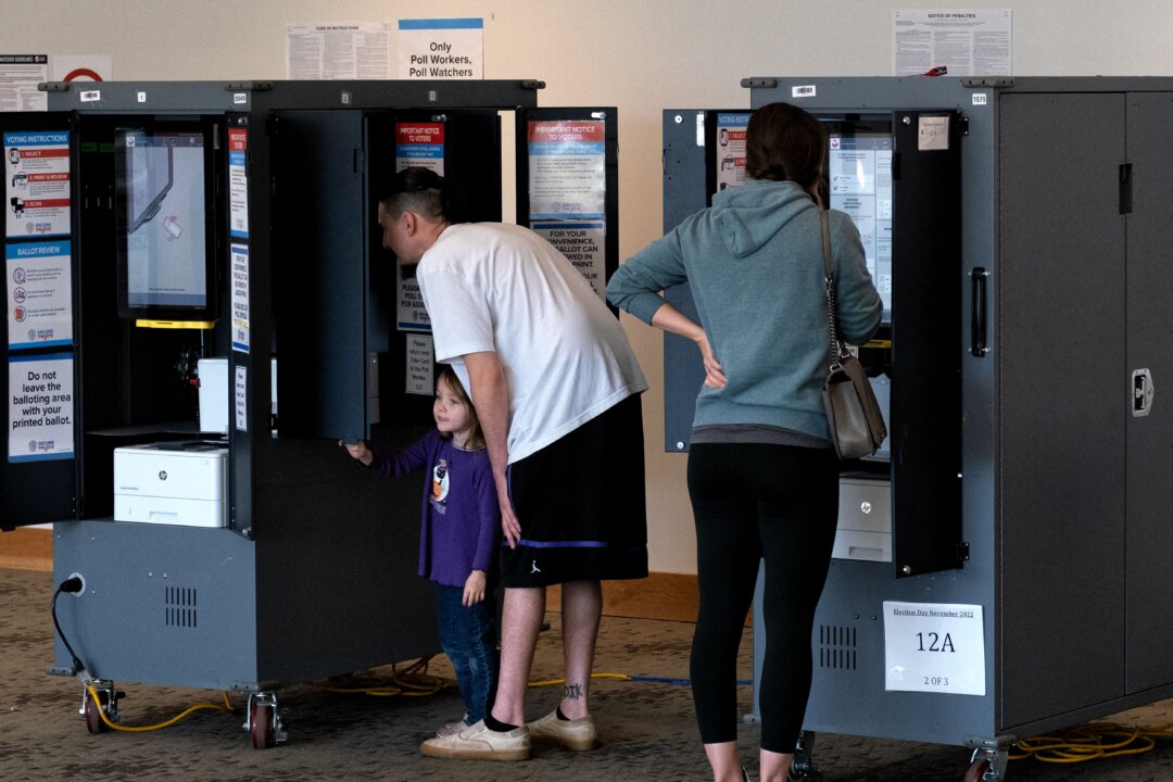 Conservative Georgia Poll Worker Says She Was Ejected From Polling Site ...