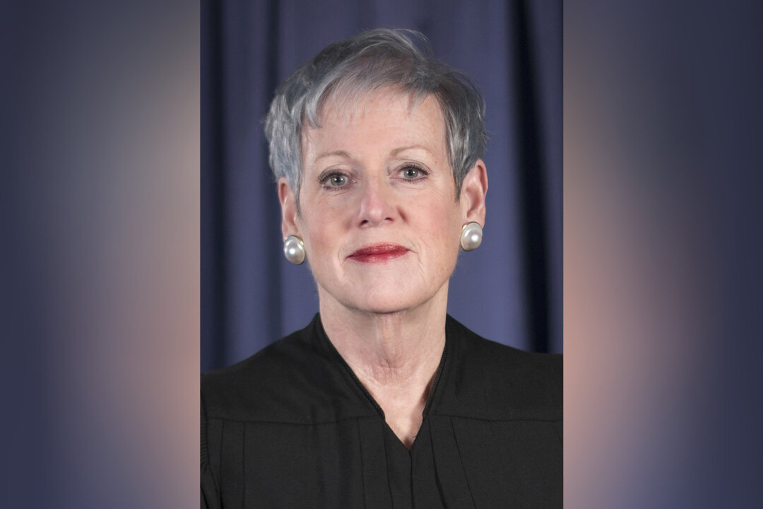 GOP-Nominated Ohio Chief Justice Exits State Supreme Court | The Epoch ...