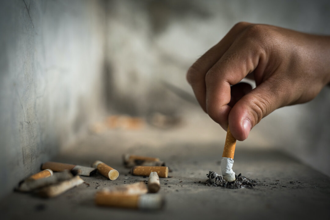 Santa Cruz County Bans Sale of Filtered Cigarettes, Cigars | The Epoch ...