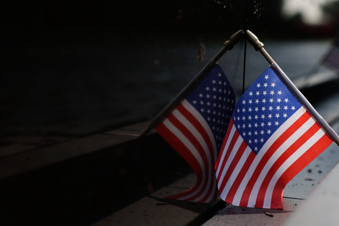 The Empty Place Setting at the Table | The Epoch Times