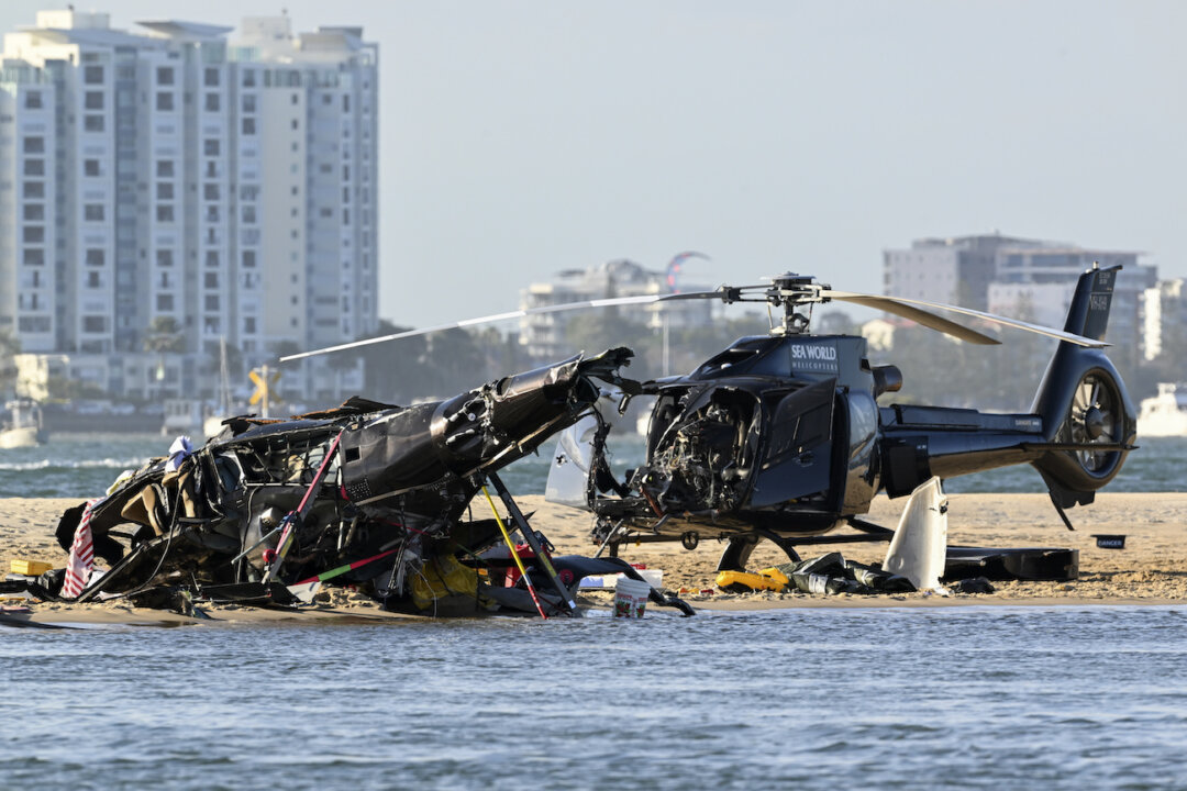 Two Helicopters Collide on Australia’s Gold Coast, 4 Dead and 13 ...