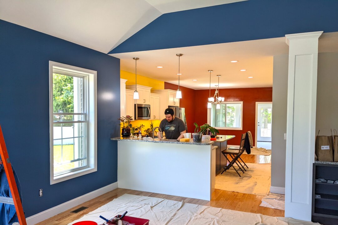 The Pros and Cons of Bold Colors | The Epoch Times