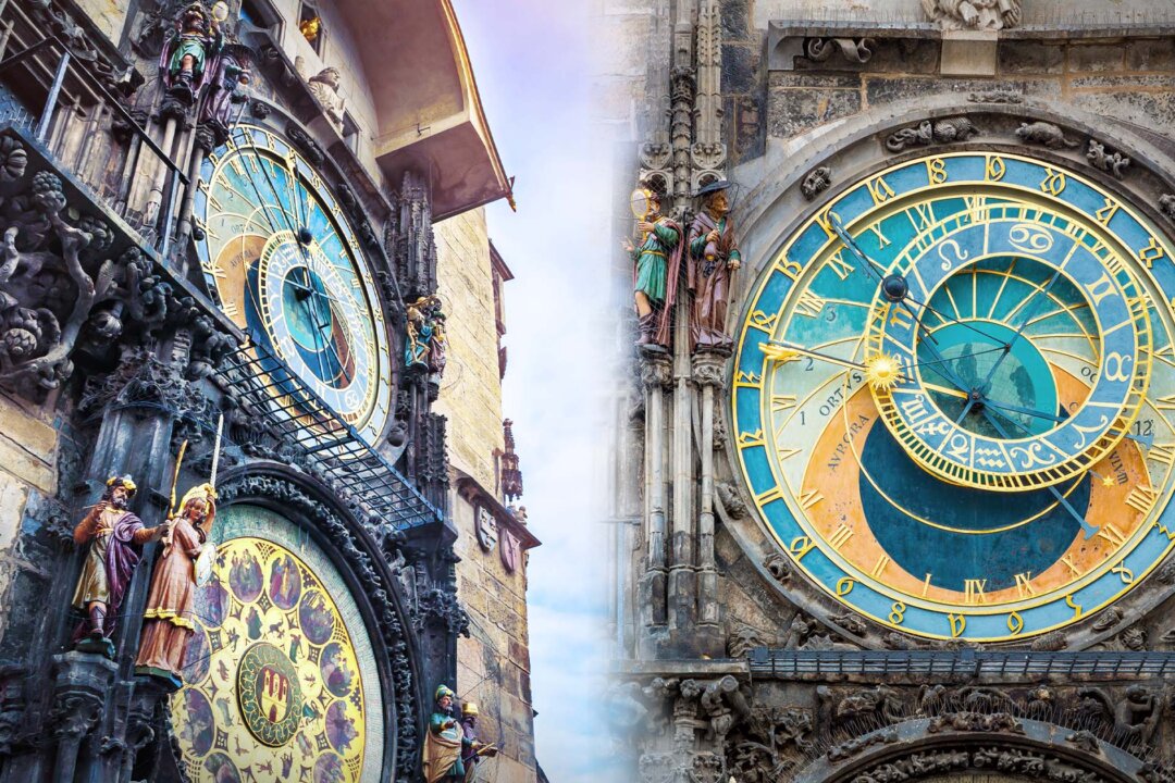 This Astronomical Clock Is Still Ticking After 600 Years—And Can Still ...