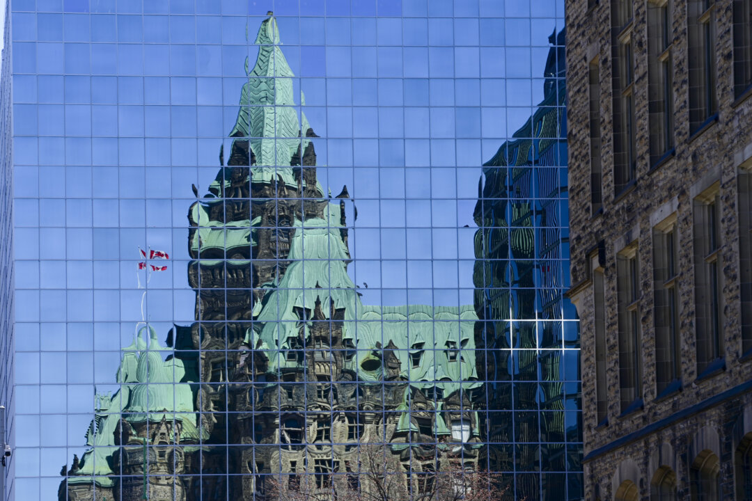 Ottawa Moves to Boost DEI in Private Sectors It Regulates | The Epoch Times