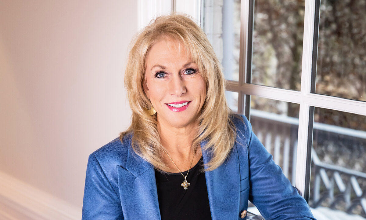 Doctor Who Survived Breast Cancer Shares the Self-Check Technique That ...