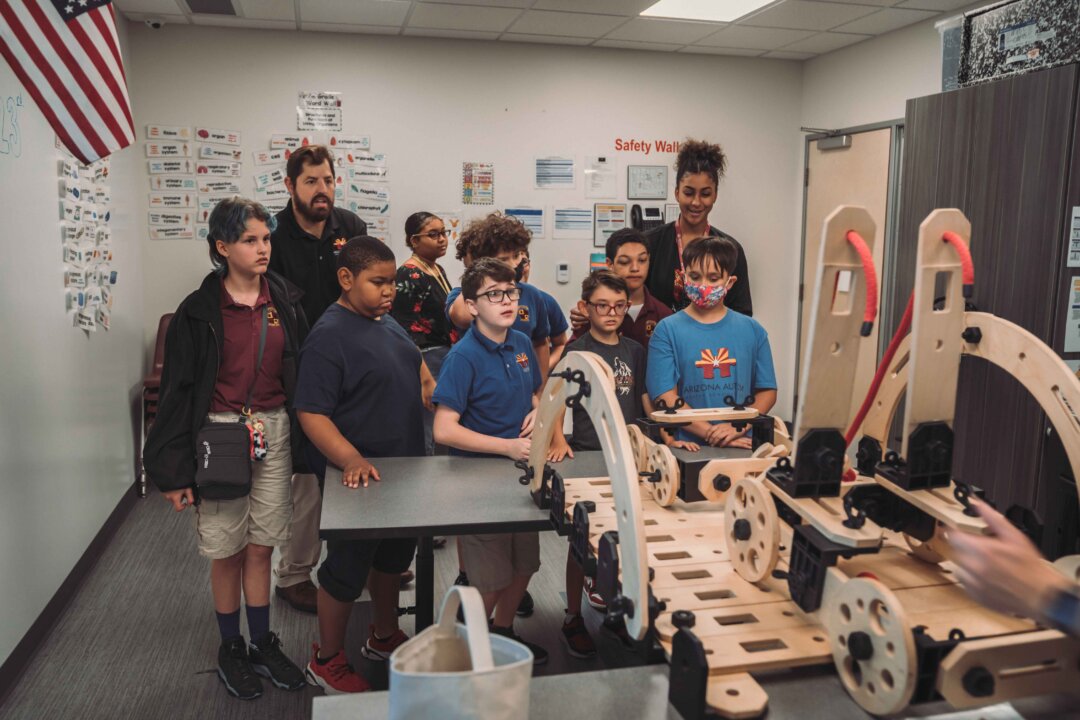 Arizona Mom Creates Charter School Network to Help Students with Autism ...