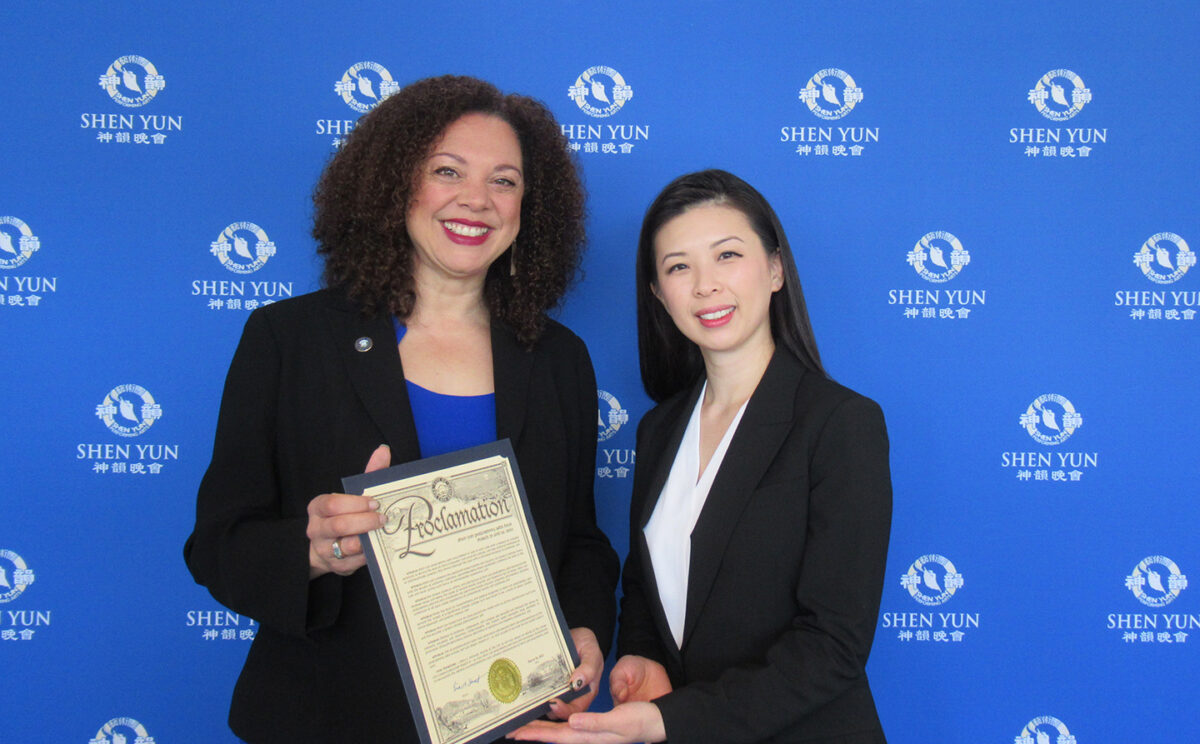 Mayor Welcomes Shen Yun and Says Her City Is Lucky ‘To Be Able to See ...