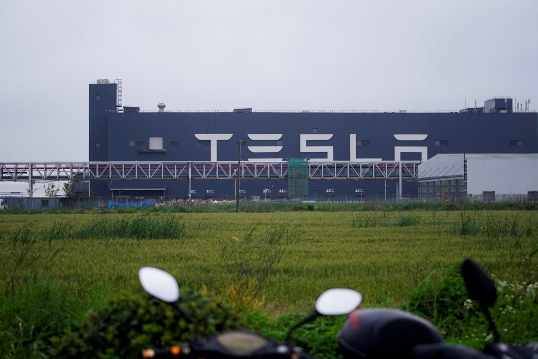 Tesla to Build Shanghai Factory to Make Megapack Batteries | The Epoch ...