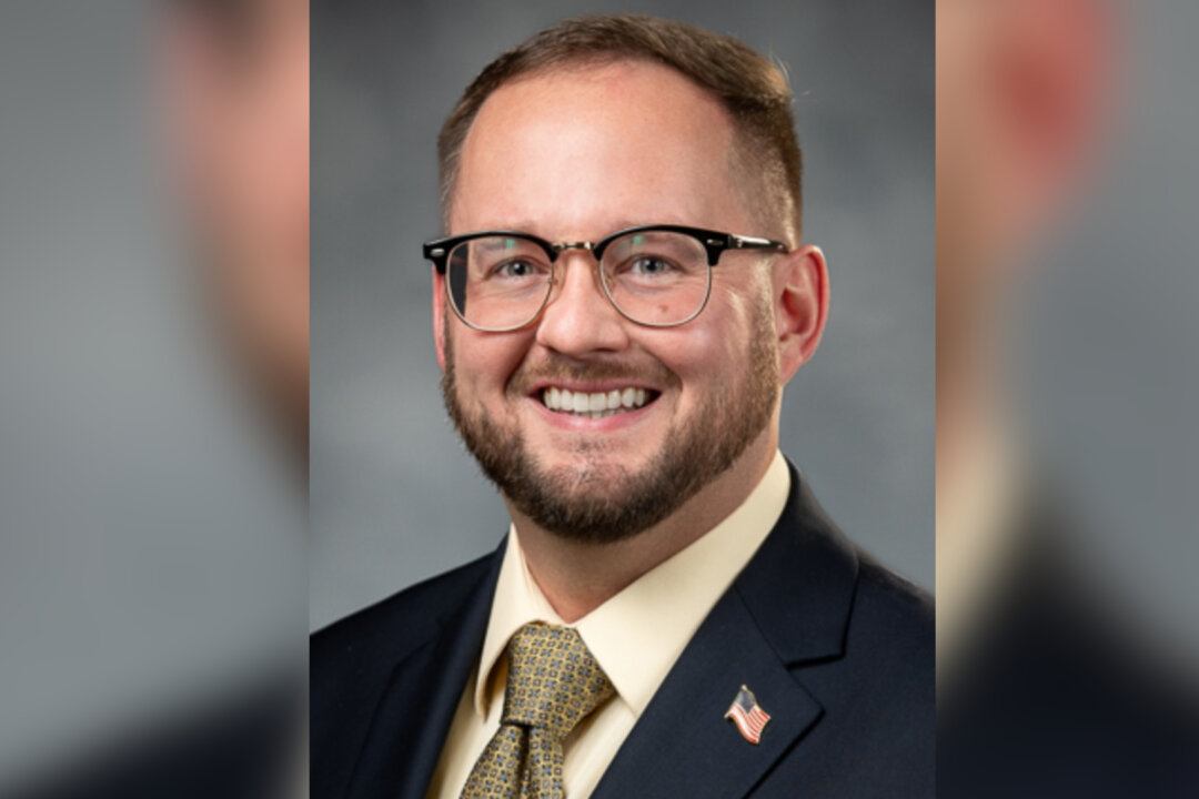 West Virginia Lawmaker Leaves Democrat Party for GOP | The Epoch Times