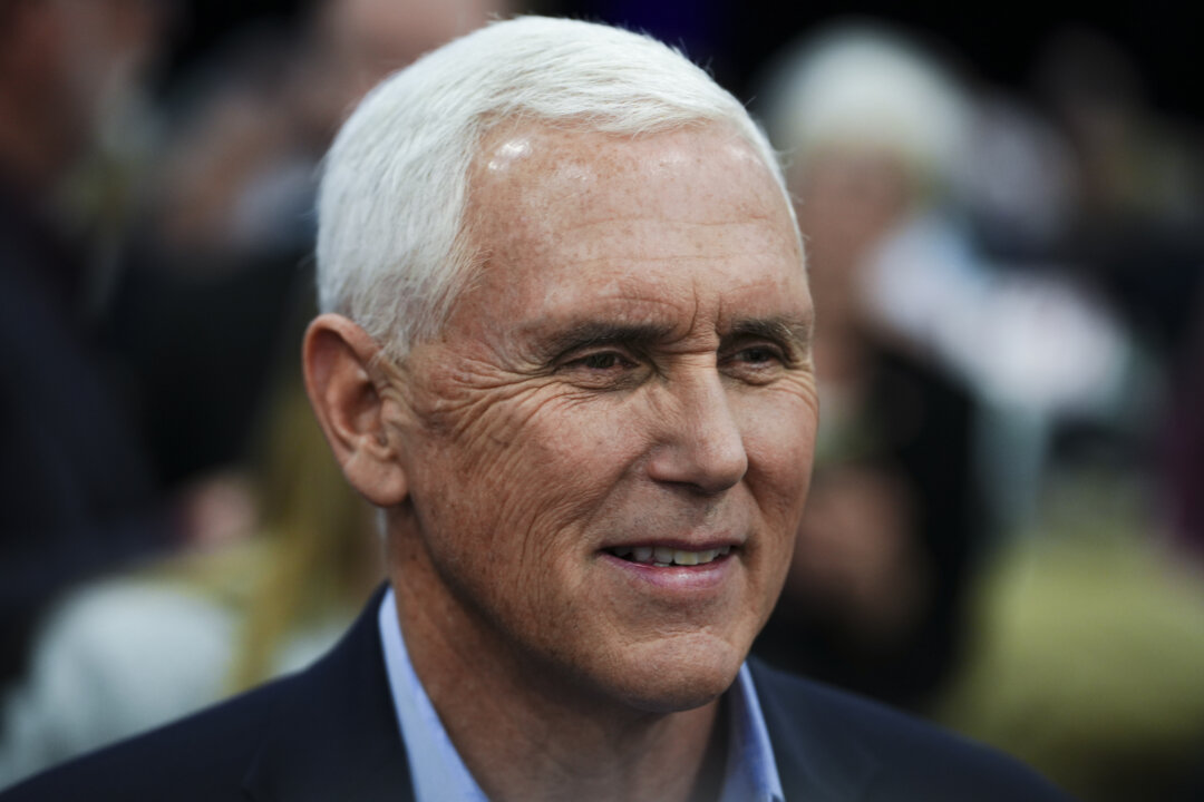 Trump’s Attorney Claims Pence Was Only Asked to ‘Pause’ Vote ...
