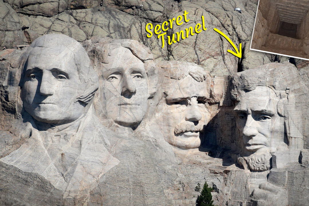 There’s a ‘Secret’ Tunnel and Vault Hidden Behind Lincoln’s Head on ...