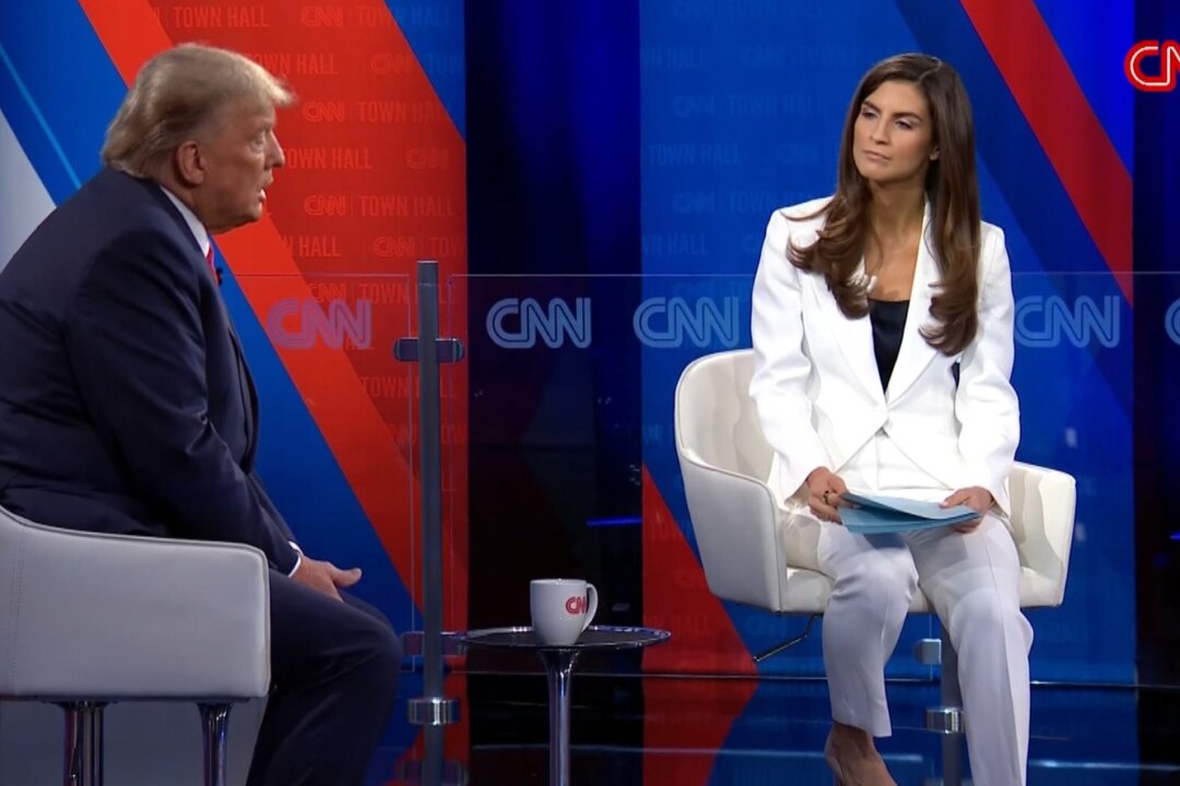 CNN Parent Company CEO Makes Surprise Comment After Trump Town Hall ...