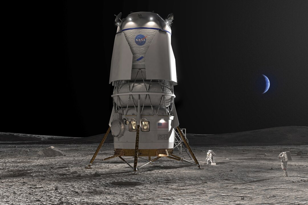 NASA Picks Bezos’s Blue Origin to Build Lunar Landers for Moonwalkers ...