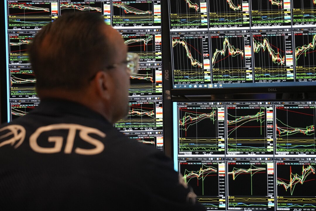 Investors Should Brace for Debt Ceiling Aftermath | The Epoch Times