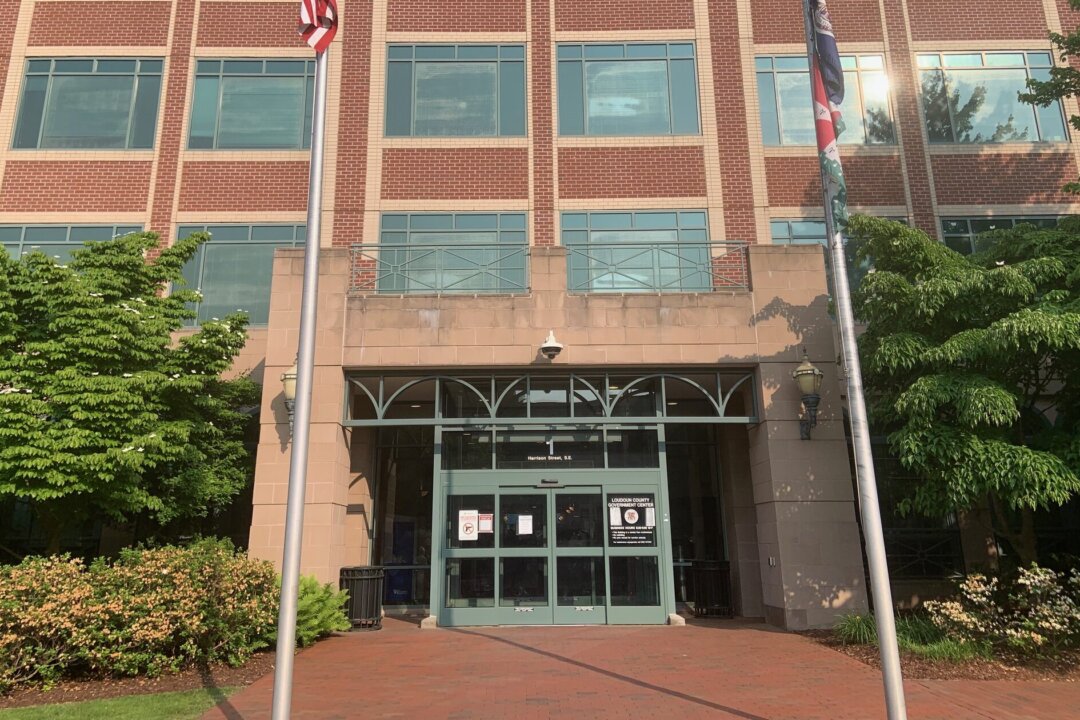 Loudoun School Board Candidates Want Change | The Epoch Times