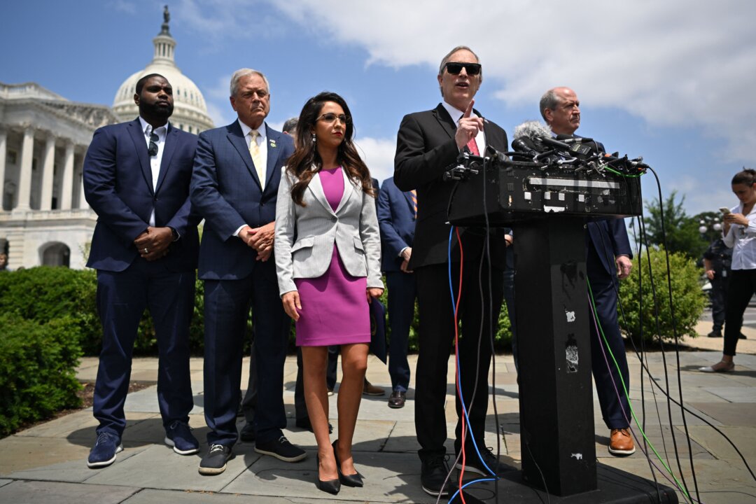 House Freedom Caucus Vows ‘Reckoning’ If GOP Passes Debt Limit Deal ...