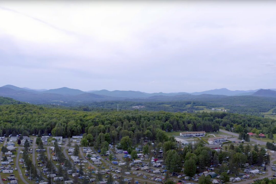 Finding Your Community | The Epoch Times