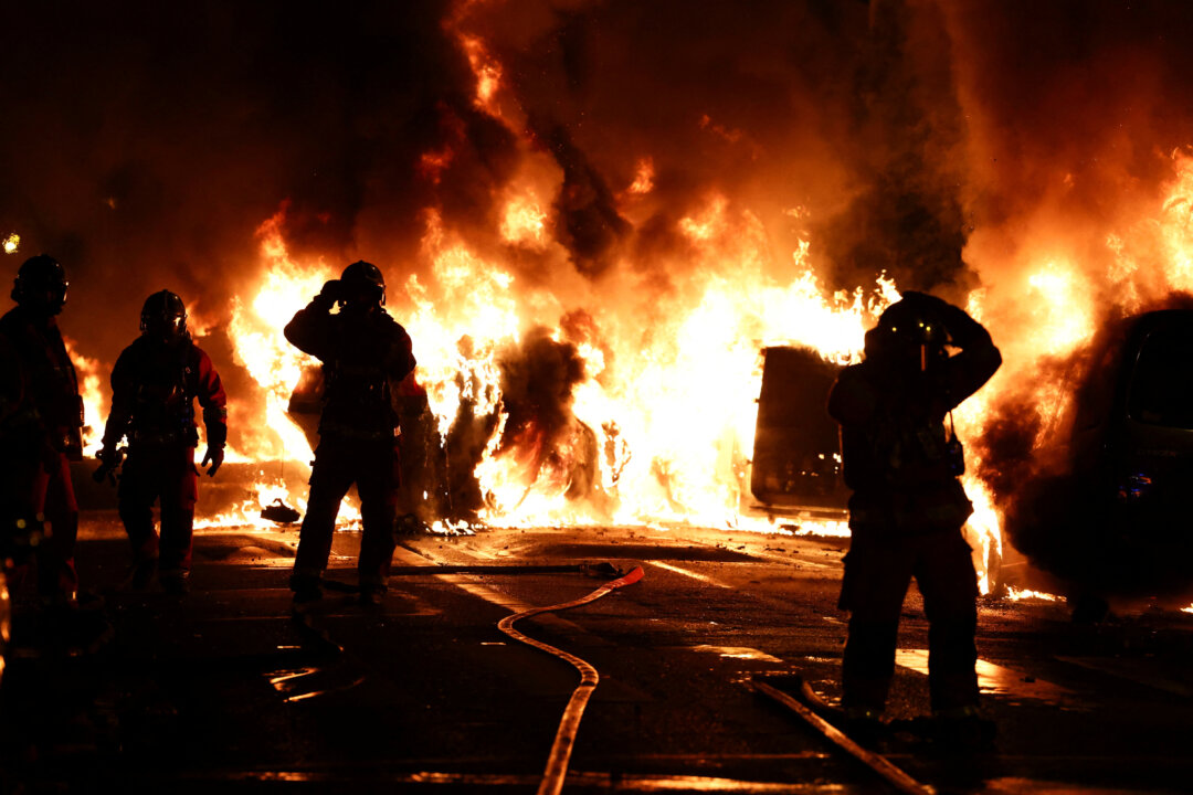French Riots Spread in 3rd Night of Unrest Over Police Shooting | The ...
